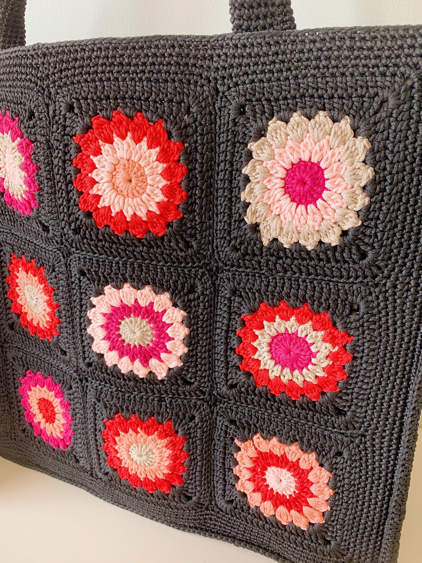 Granny Square Beach Bag (Large) – CHURI